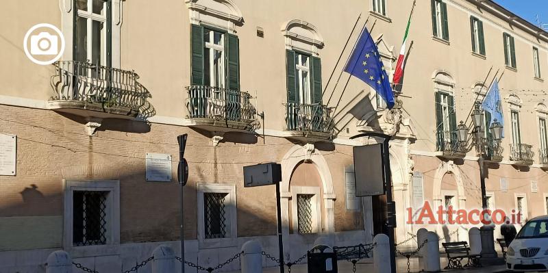 Provincia di Foggia, il presidente Giuseppe Nobiletti paga pegno a ... Provincia di Foggia, il presidente Giuseppe Nobiletti paga pegno a ...